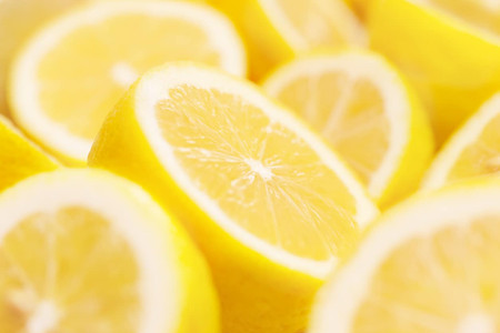 9 Manfaat Infused Water Lemon Untuk Diet dan Kesehatan | HonestDocs
