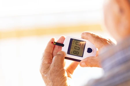 Tabel Kadar Gula Darah Normal untuk GDS, GDP, GDPP | HonestDocs