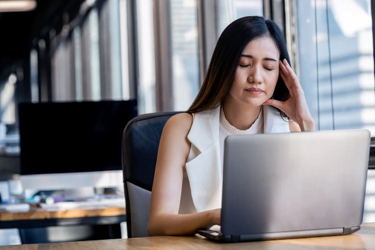 Ketahui Tips Ampuh dan Mudah Untuk Meredakan Stres | HonestDocs