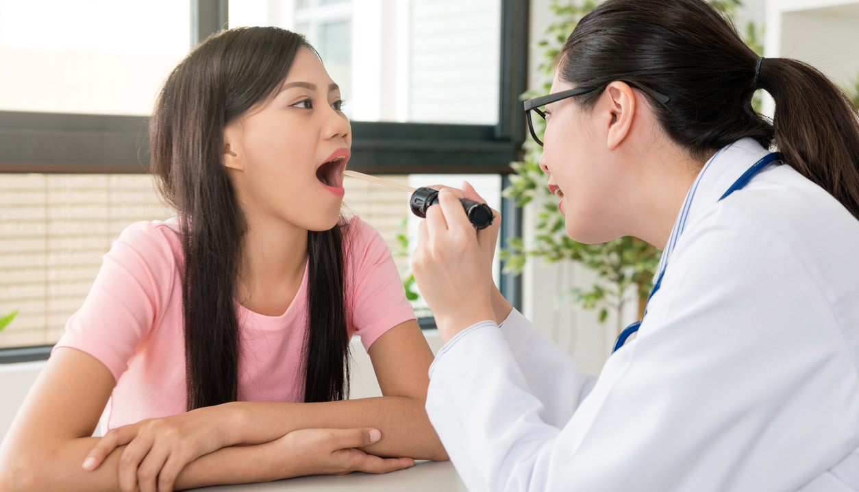 Ketahui Apa Saja Penyebab Radang Tenggorokan | HonestDocs