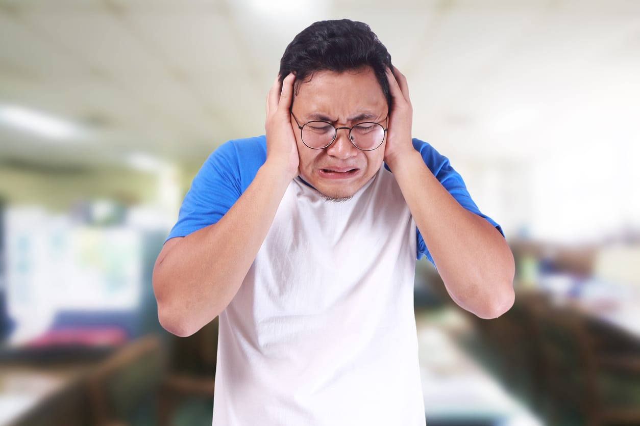 Cara Mengatasi Telinga Berdengung Tanpa Membuat Bingung | HonestDocs