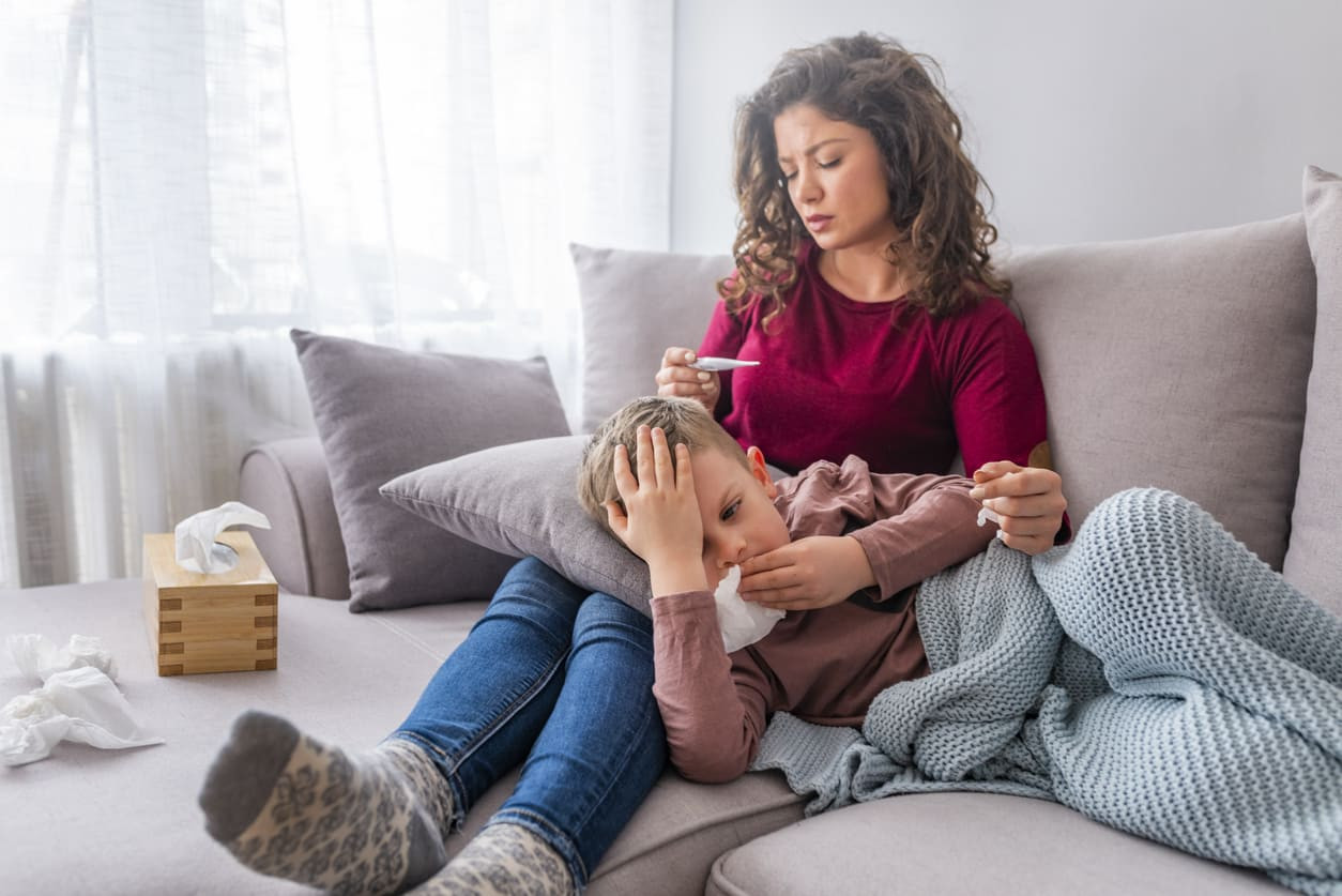 Cara Atasi Demam: Dari Kompres Hingga Obat Penurun Demam | HonestDocs