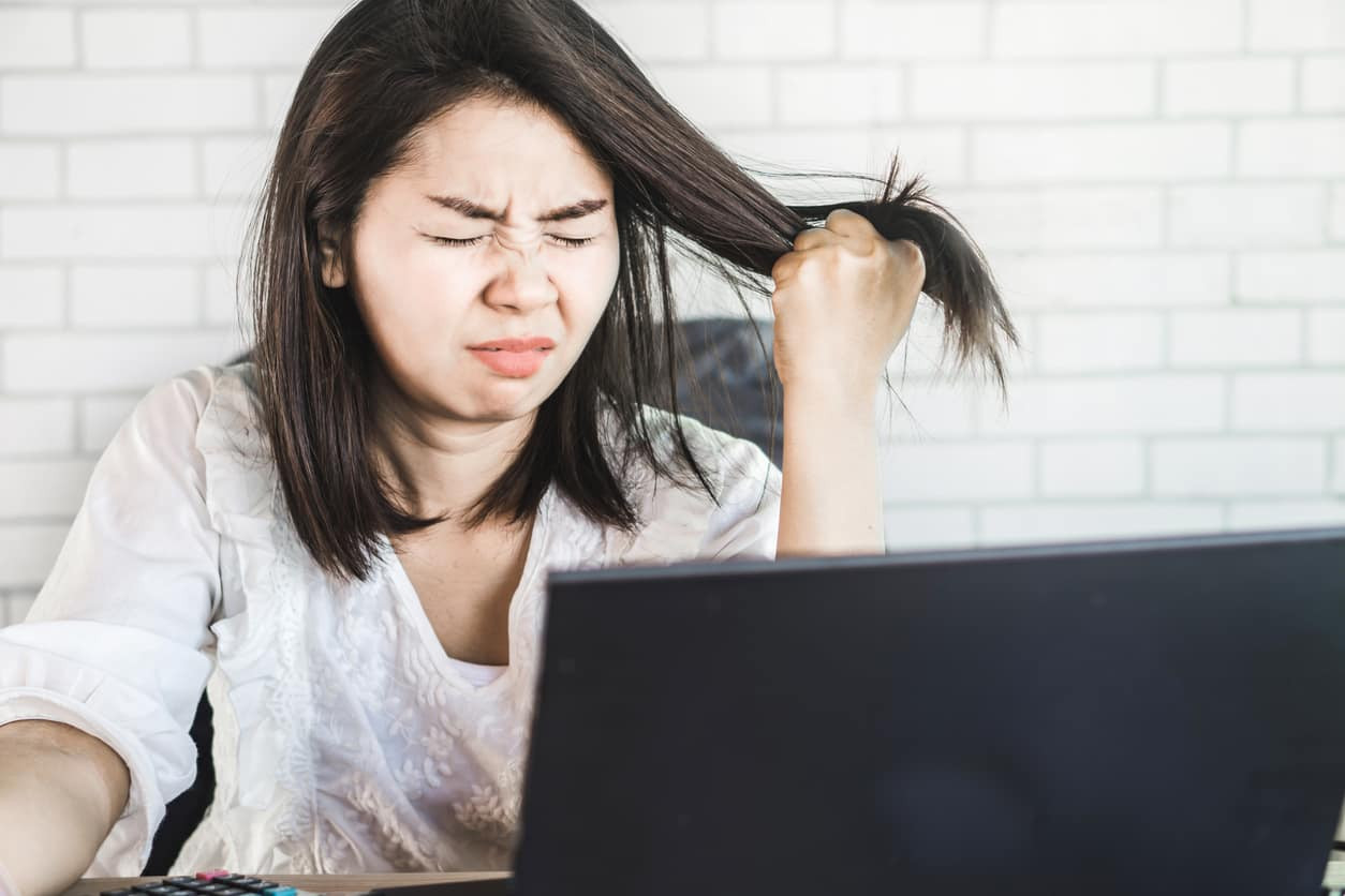 Trikotilomania Adalah? - Tanda, Penyebab, Gejala, Cara Mengobati | HonestDocs