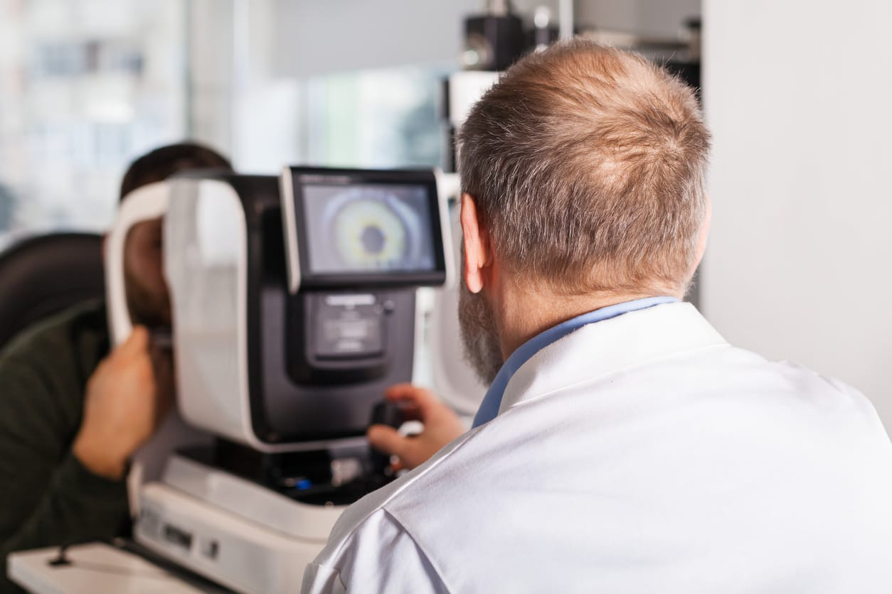 Ulkus Kornea Adalah? - Tanda, Penyebab, Gejala, Cara Mengobati | HonestDocs